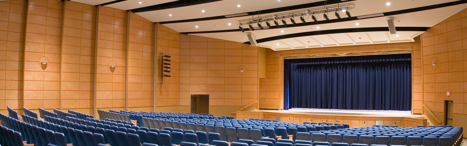 Bellport Middle School Performing Arts Center – H2M architects + engineers